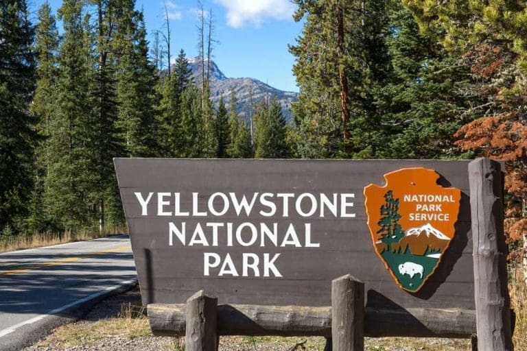 10 Best Stops On Denver To Yellowstone Road Trip Itinerary