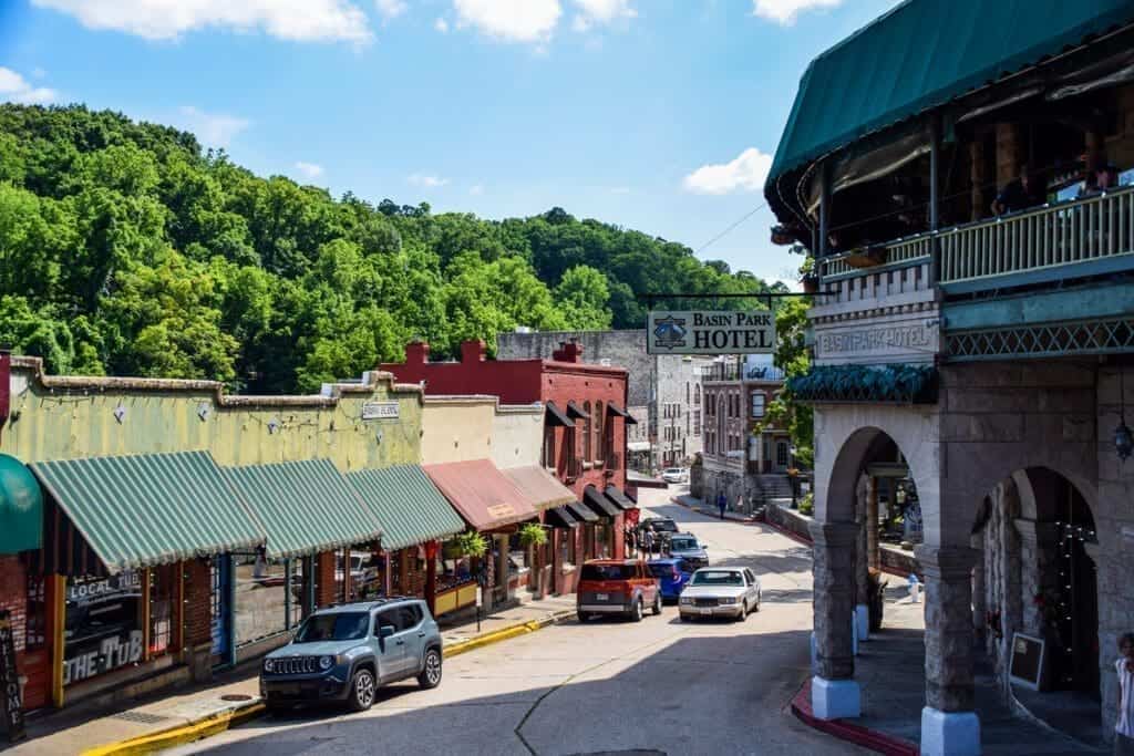 15 Amazing Eureka Spring Things to do